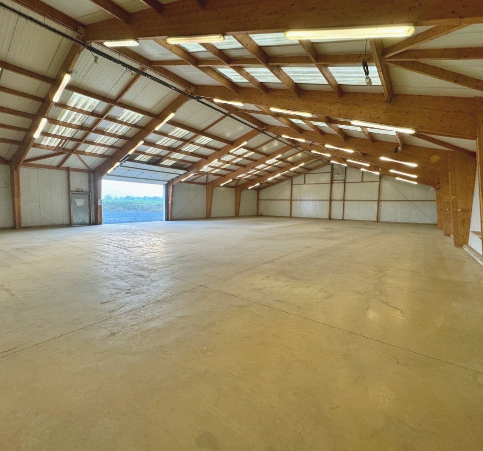 Bâtiment industriel à louer à DIVATTE-SUR-LOIRE - 595 m² - Solutions ...